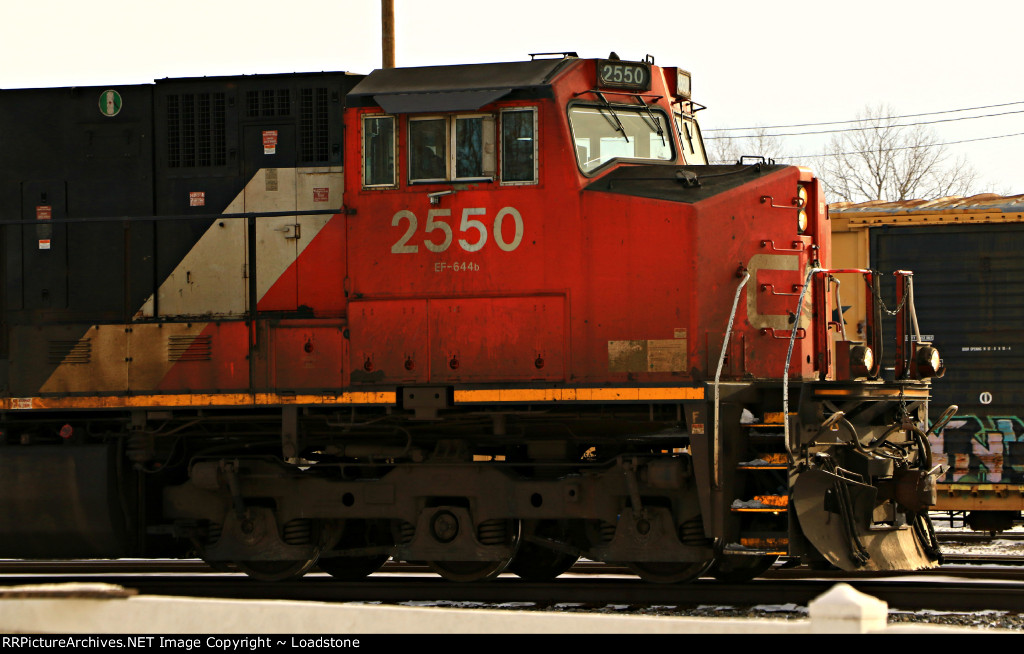 CN 2550